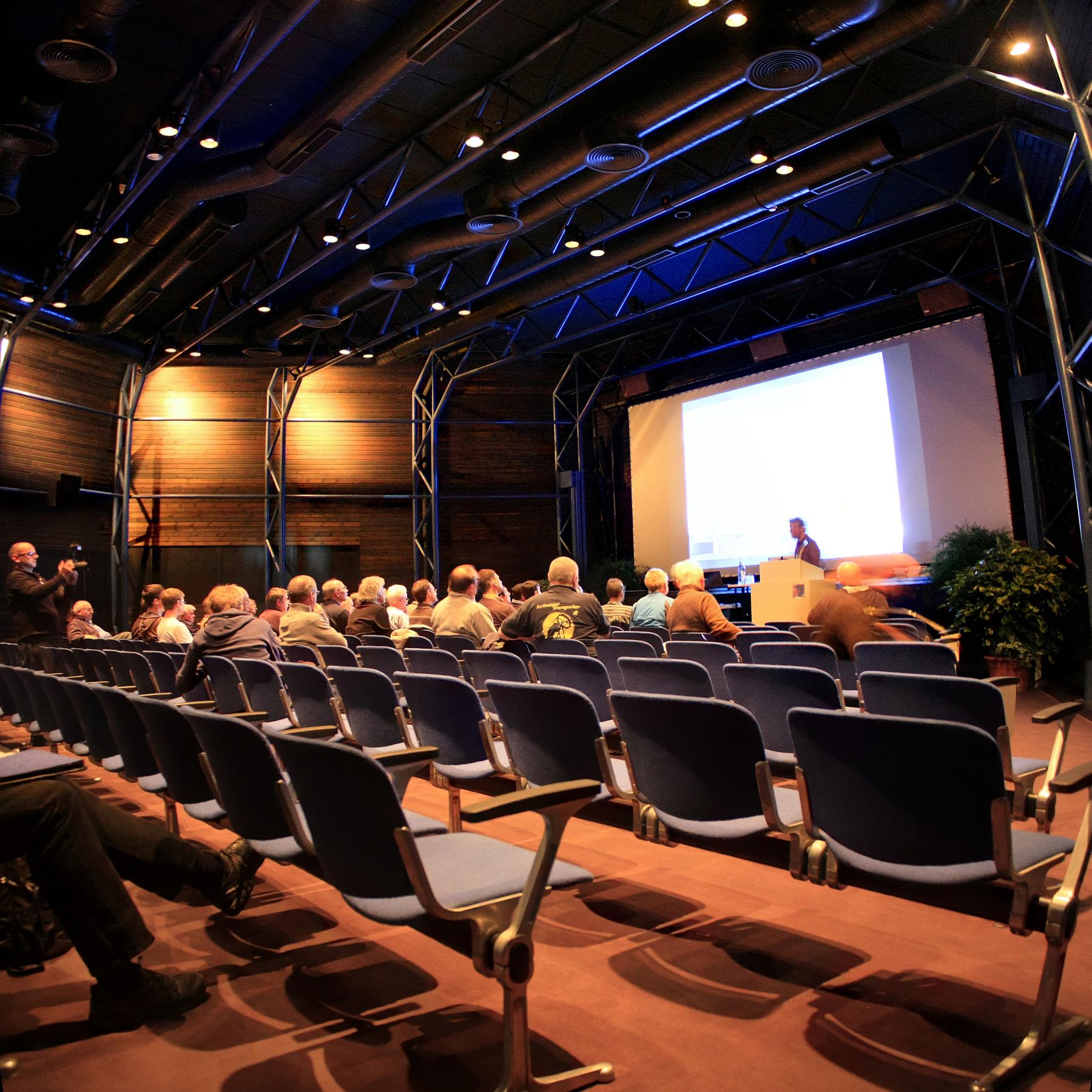 Mitgliederabend im Februar: Polarlichter - Sternwarte Stuttgart